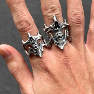 Vortex Skull Ring - Etsy