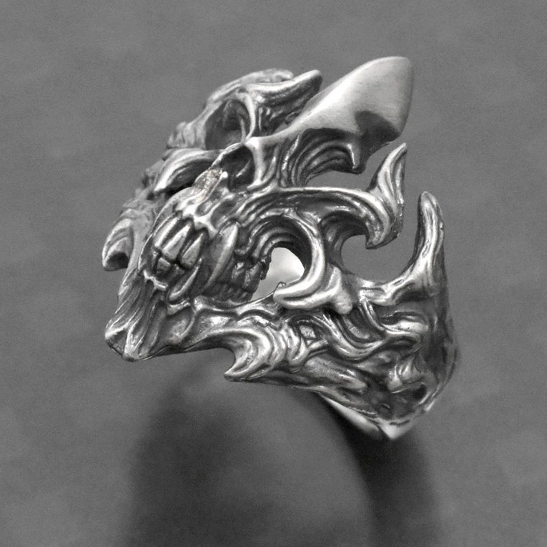 Mini Luga Ring - Etsy