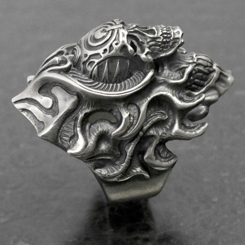 Parasite Ring | Etsy