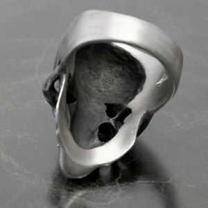 Psychedelic Skull Ring - Etsy