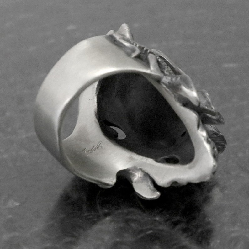 Parasite Ring | Etsy