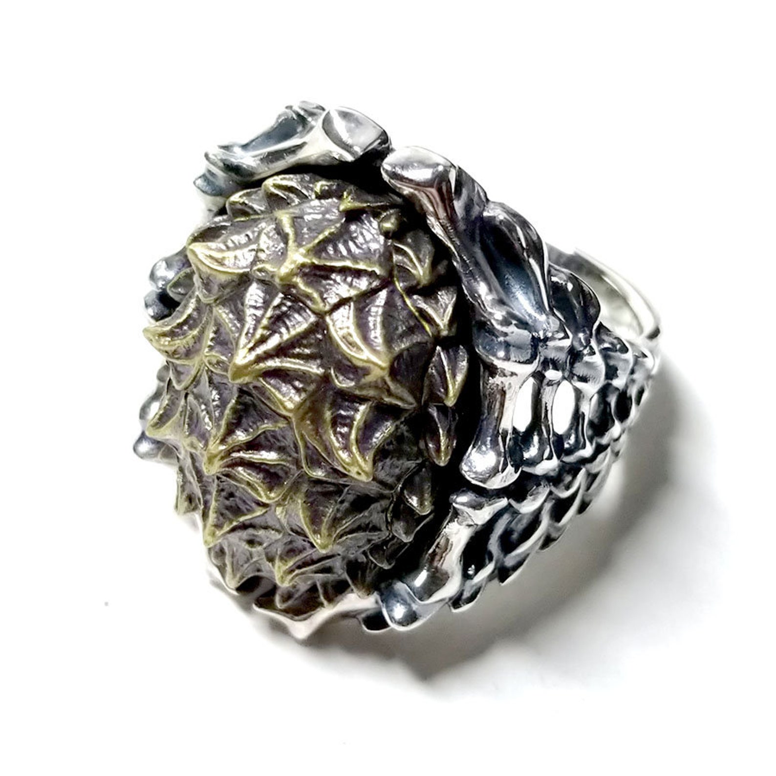 Creature Rib Ring / SFD-R-130 | Etsy