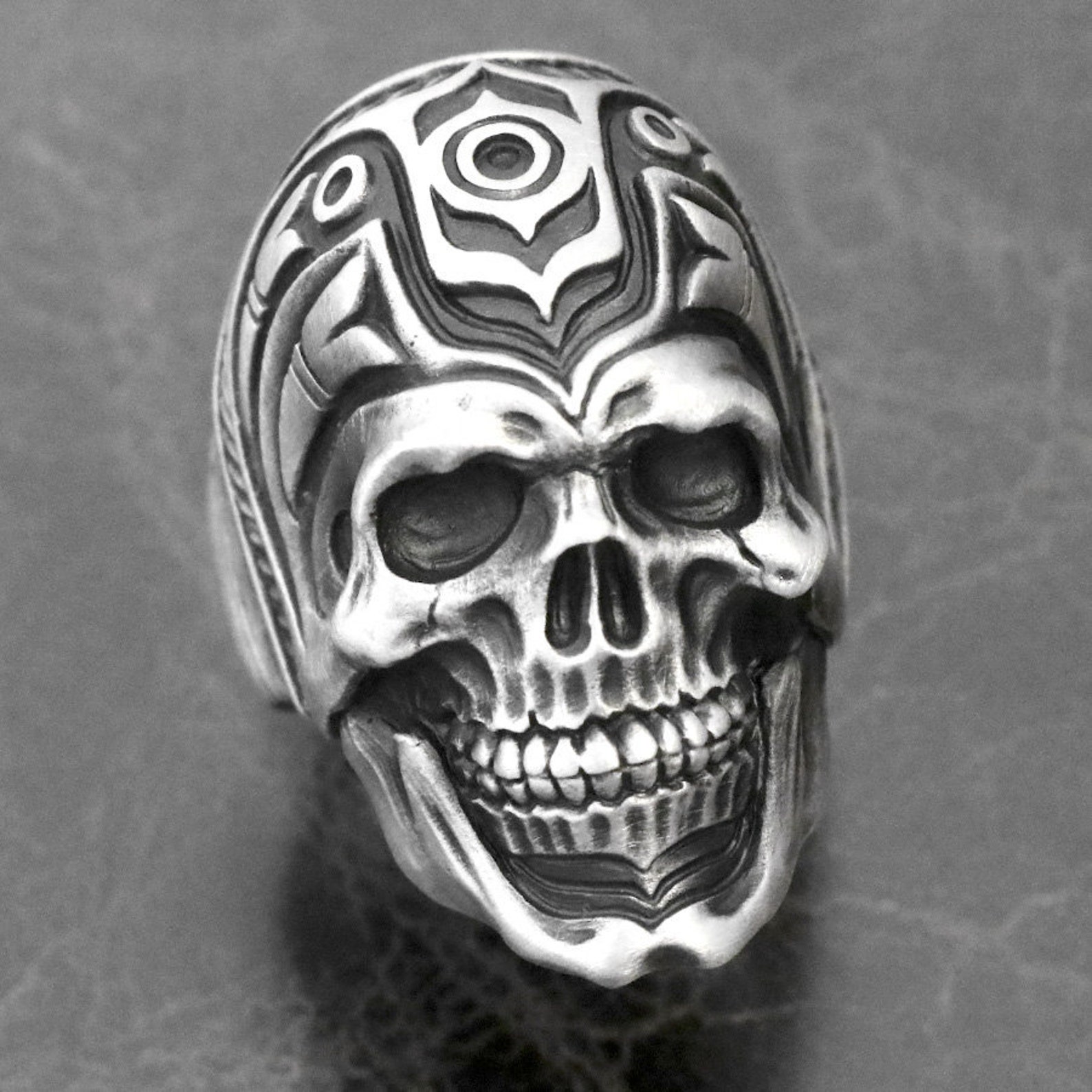 Haida Skull Ring - Etsy