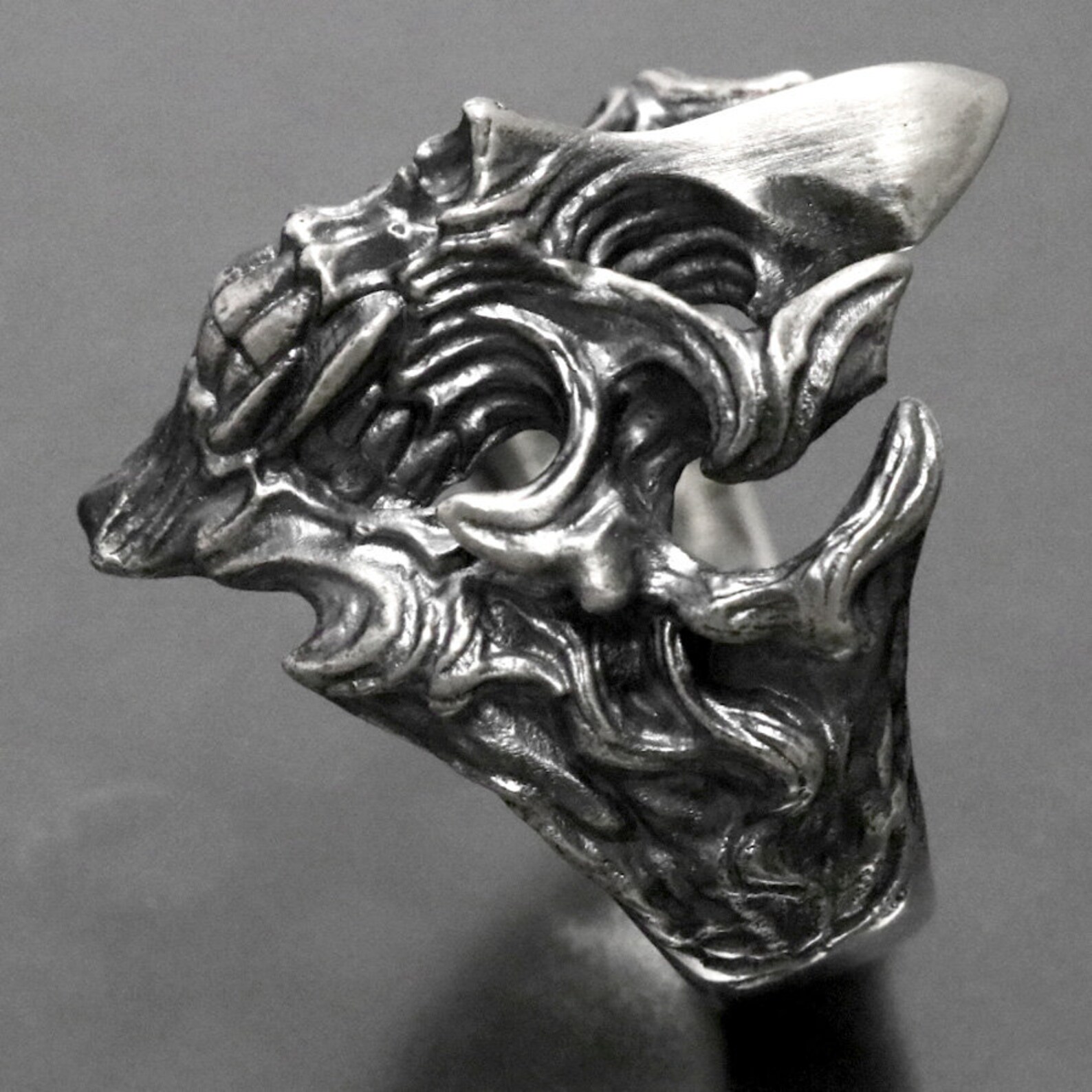 Luga ring medium | Etsy