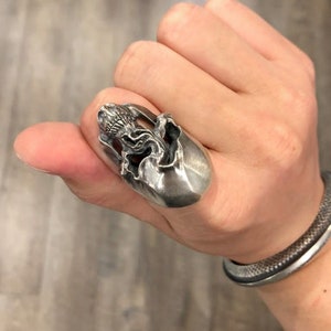 Psychedelic Skull Ring - Etsy