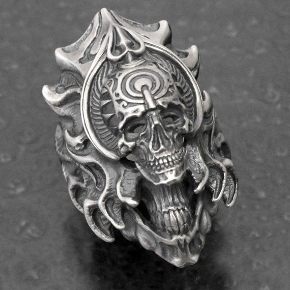 Parasite Ring | Etsy