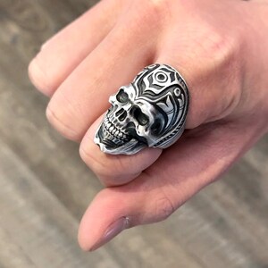 Haida skull ring | Etsy