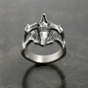 Vortex Skull Ring - Etsy