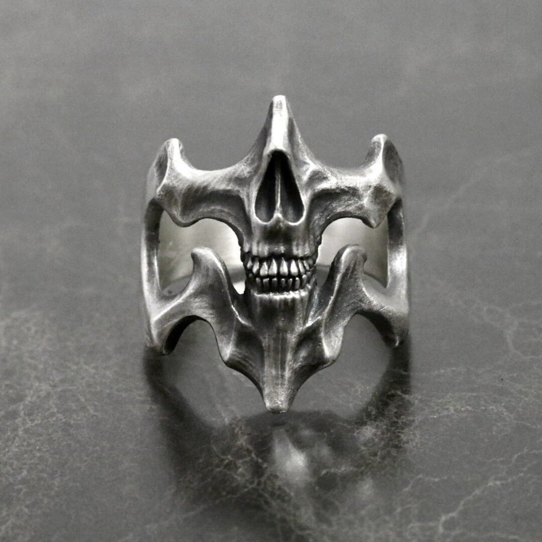 Vortex Skull Ring - Etsy