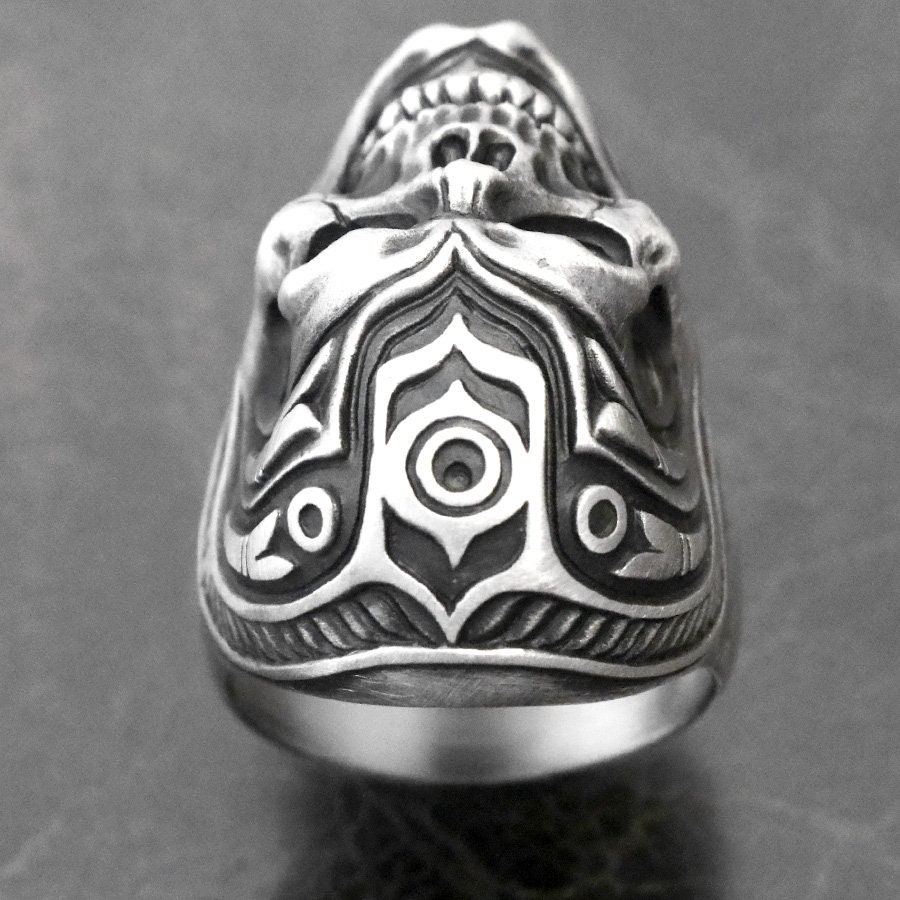 Haida Skull Ring - Etsy