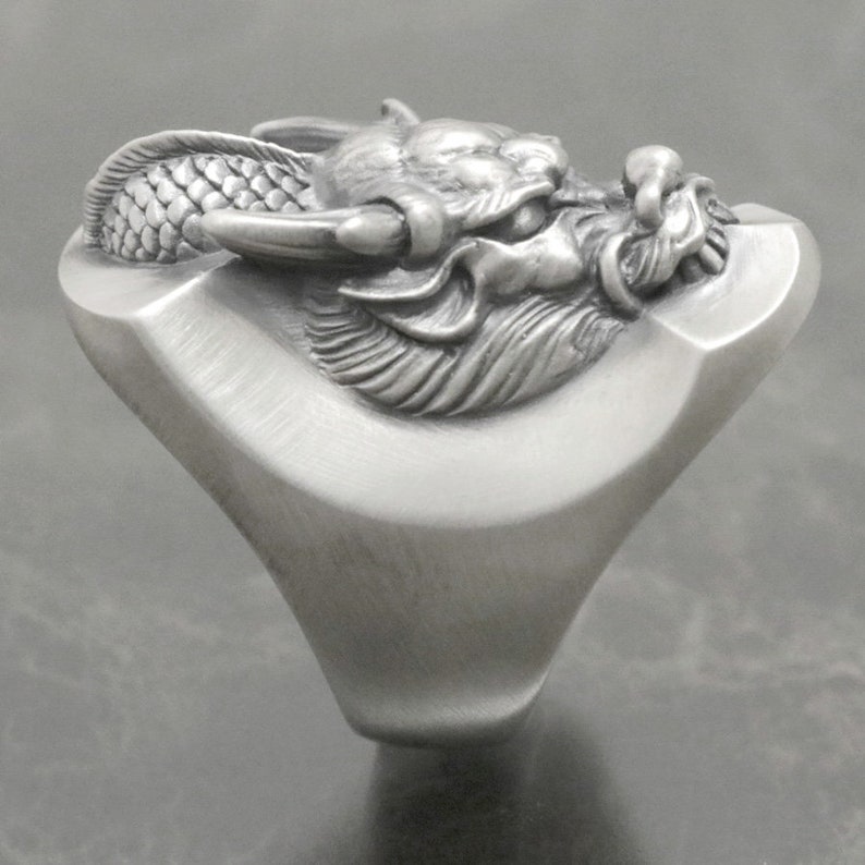RYU Ring - Etsy