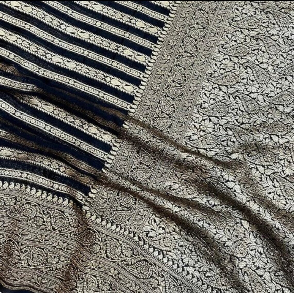 Beautiful Handwoven Pure KHADDI Gorget Sari All Over Antique ZARI ...