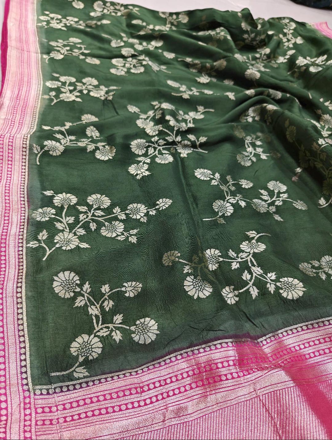 Pure Munga Silk Sari With Elegant Rose Motif Banarasi Weaving With ...