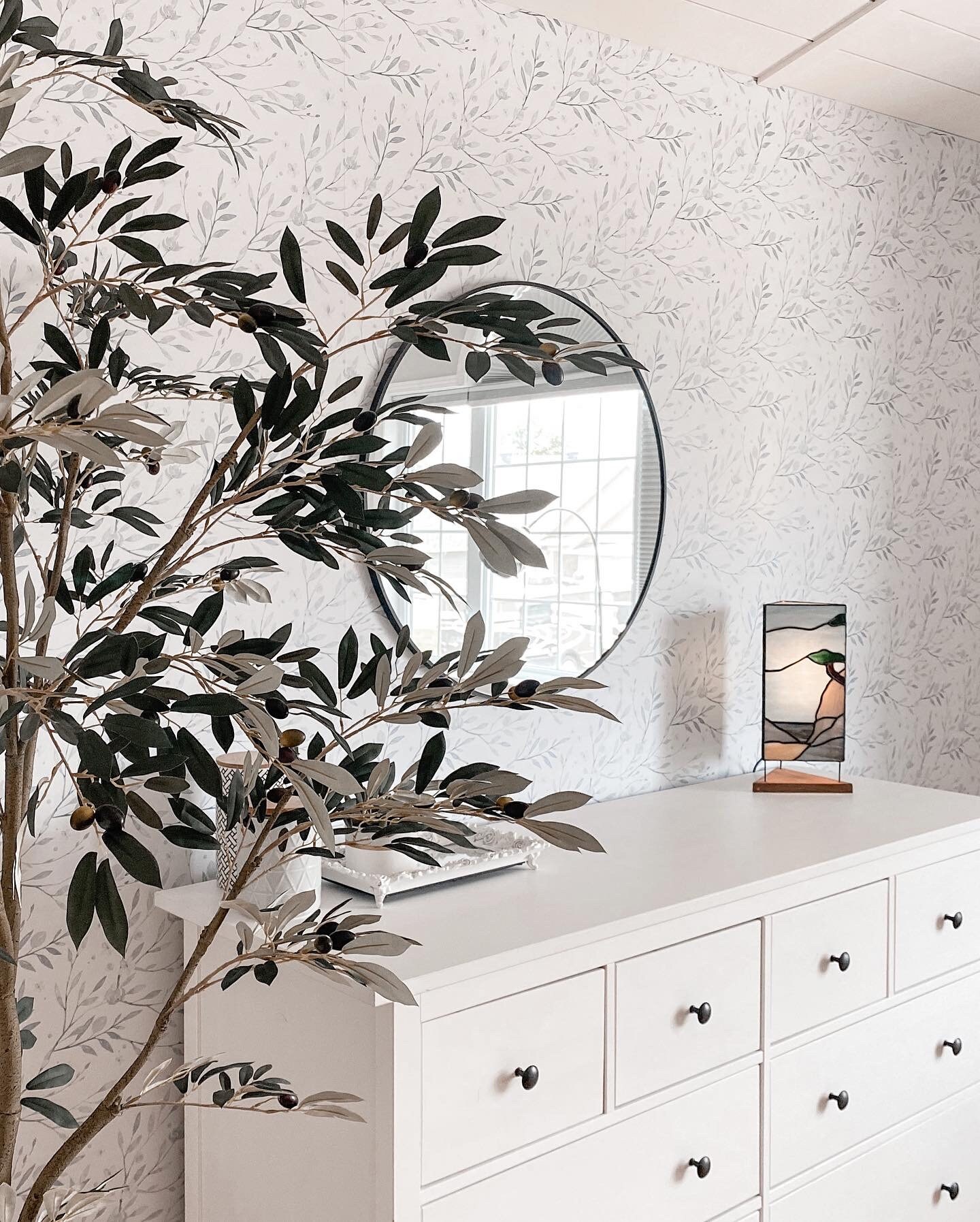 Minimal Floral Wallpaper. Linen Color Wallpaper. Peel and - Etsy Canada