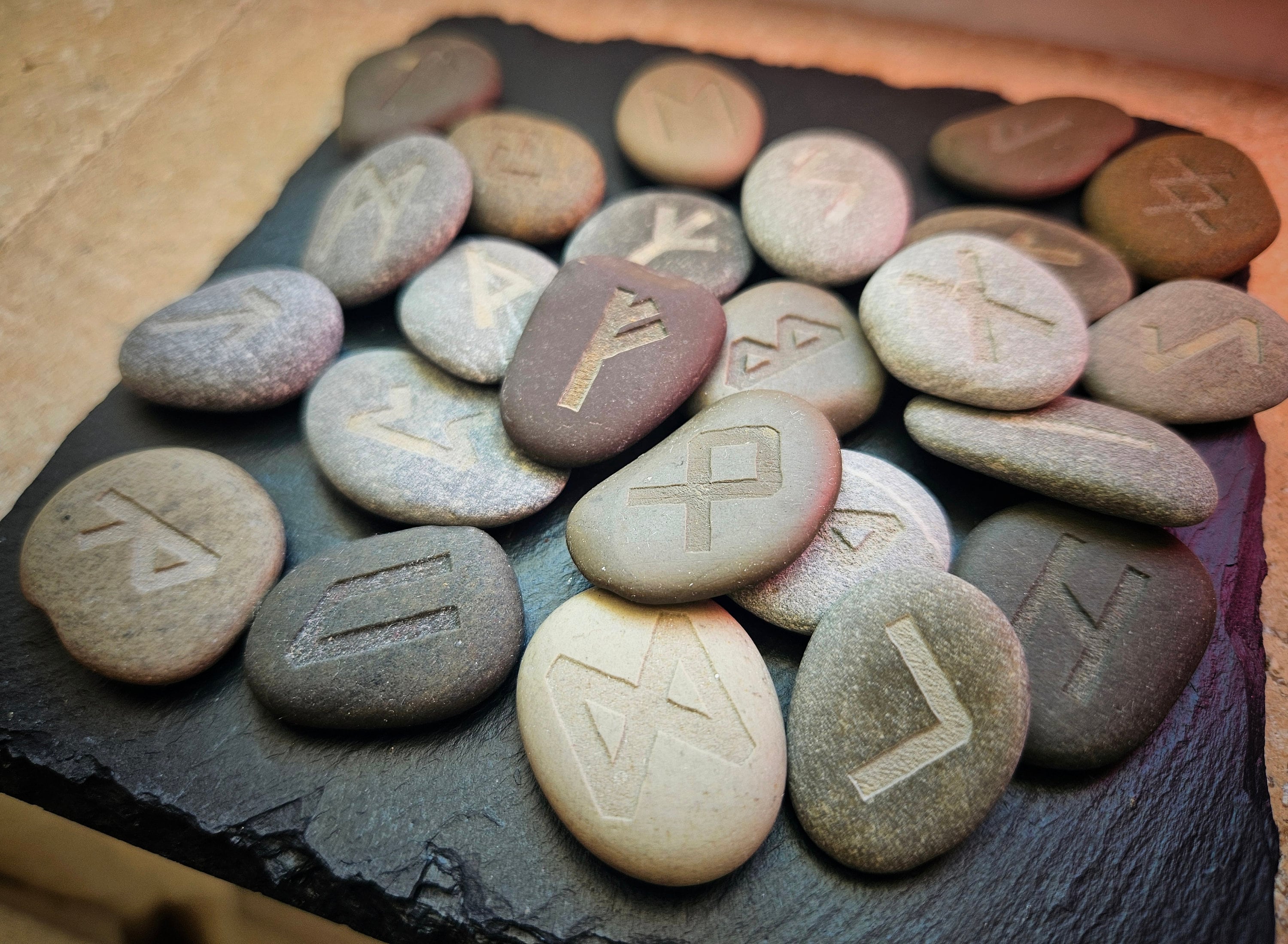 Sea Stone Rune, Rune Stones, Spiritual Stones, Futhark Reiki, Rune ...