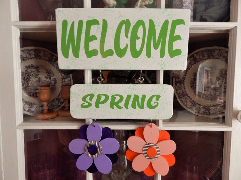 Spring Flowers Welcome Sign - Etsy