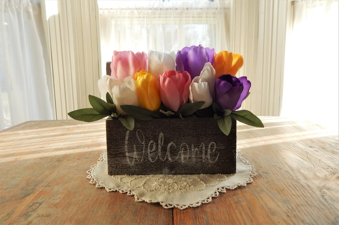 Rustic Wooden Caddy With Tulip Arrangement - Etsy