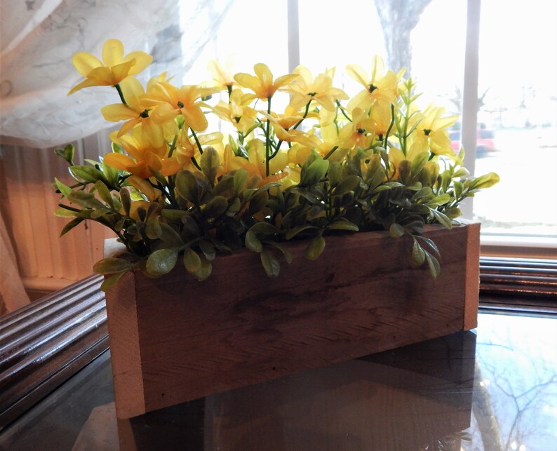 Small Rustic Wooden Box With Wildflowers - Etsy