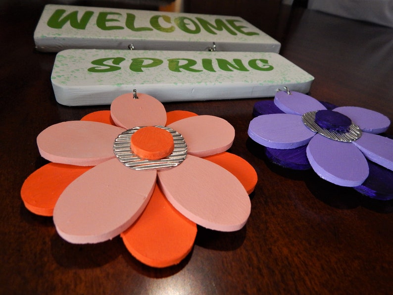 Spring Flowers Welcome Sign - Etsy