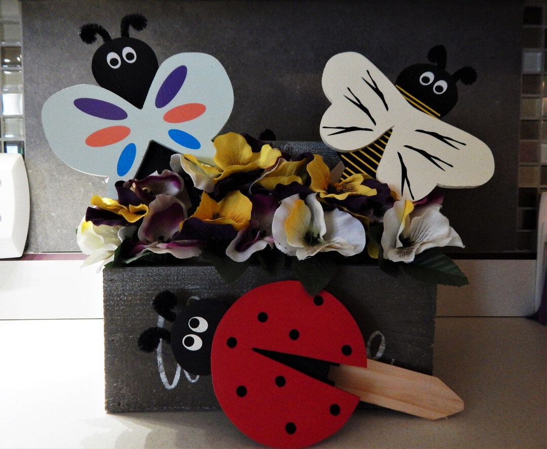 Wooden Planter Pals - Etsy