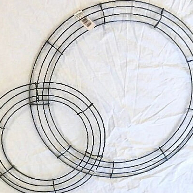 Wire Wreath - Etsy