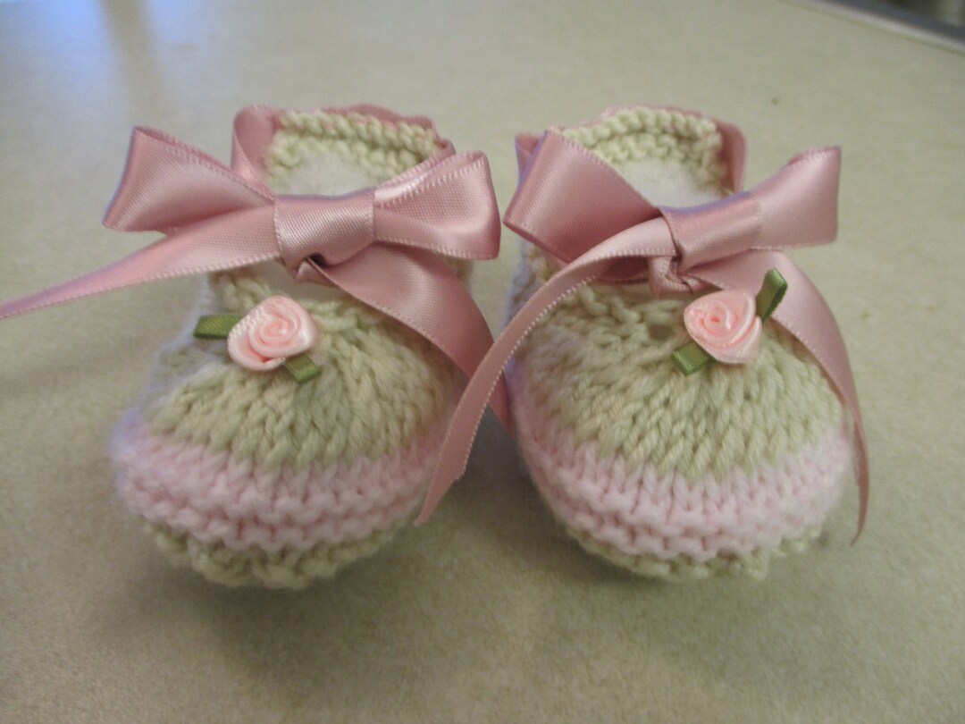 Ribbons and Bows Baby Booties - Etsy