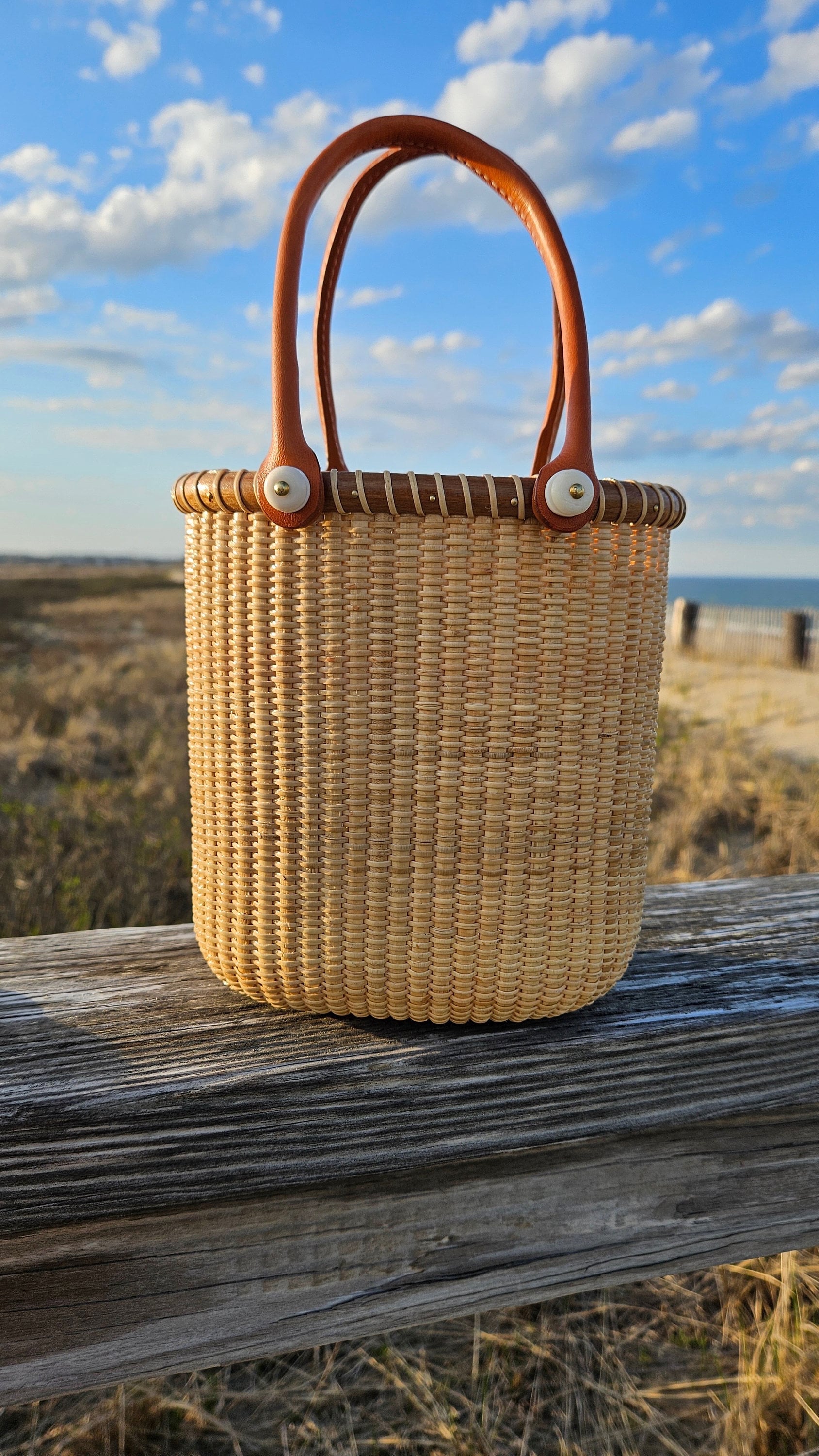 Handwoven Nantucket Lightship Basket Tote – Cherry Rim, Leather Straps ...