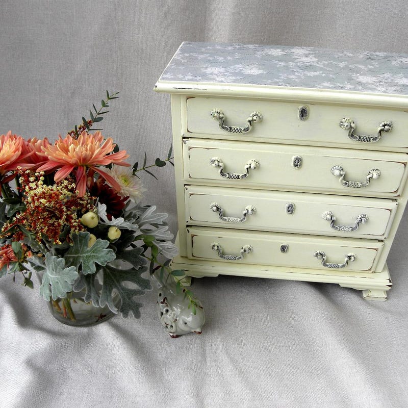 White Jewelry Box - Etsy