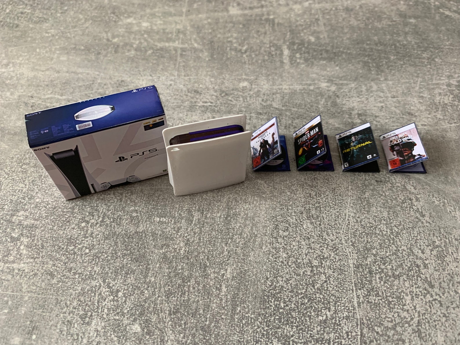 PS5, Miniature Console, 4 Games + Controller + Box. Miniature Fan Art ...