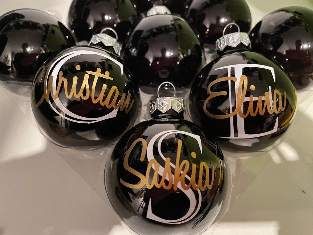 Personalized Christmas Tree Bauble in Wobble Pony Gift Packaging - Etsy