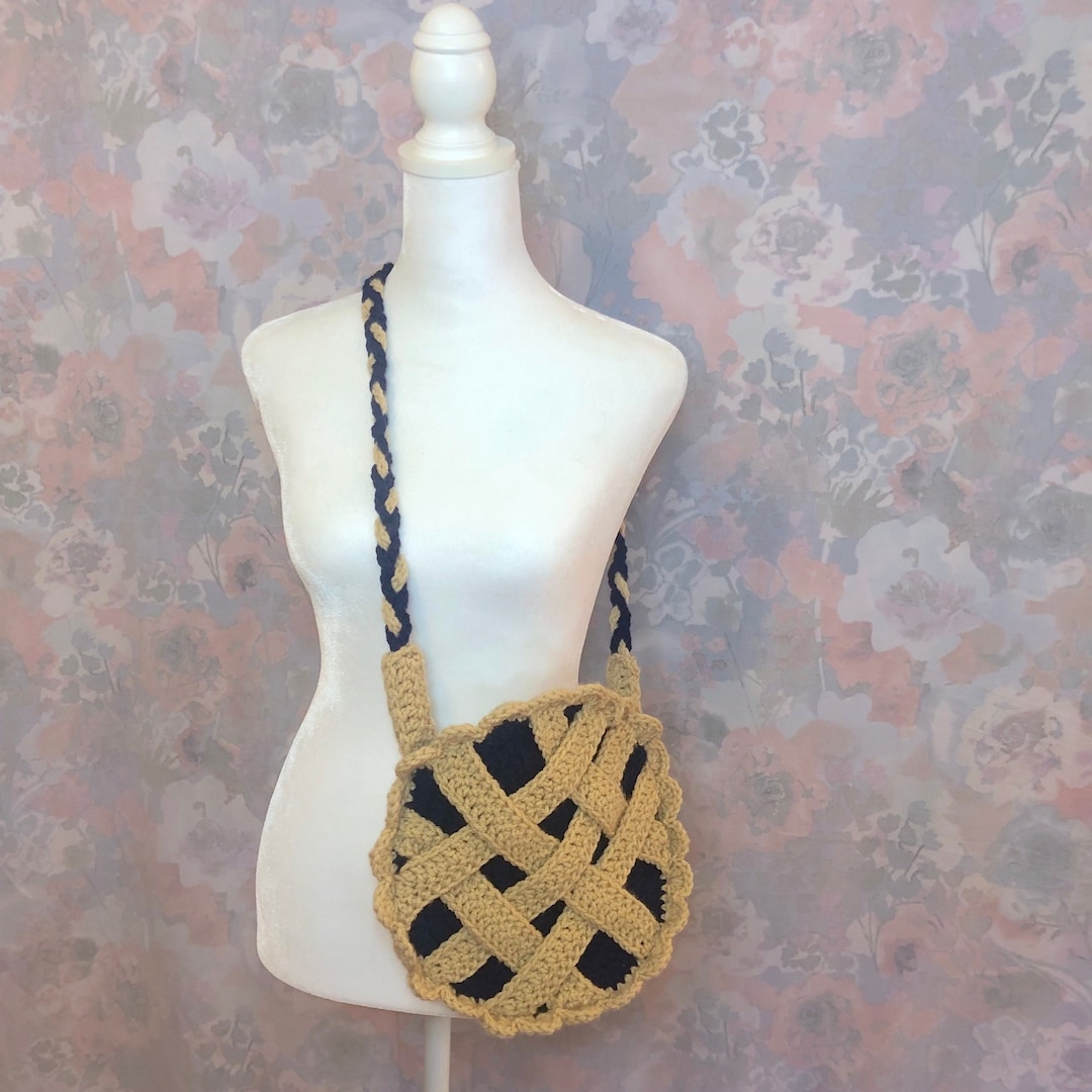 Pie Shoulder Bag | Crochet Pie Purse | Blueberry, Apple, Cherry ...