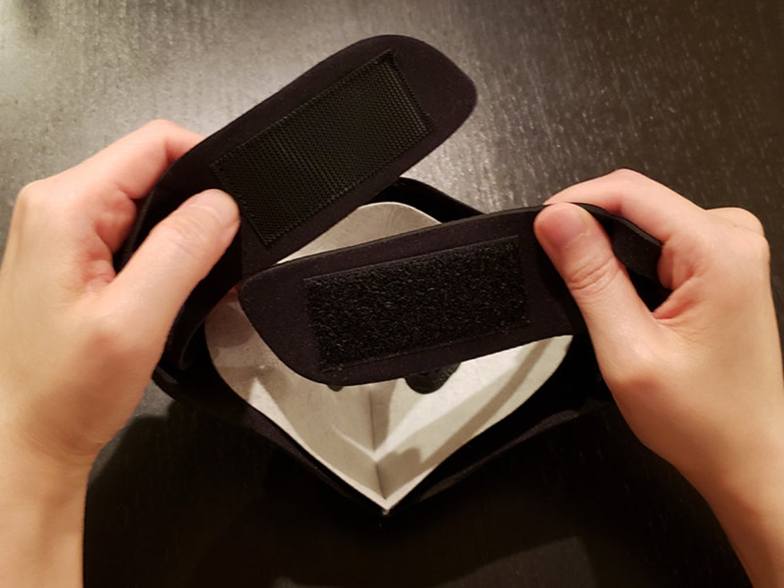 Solid Black Neoprene Mask W/ PM 2.5 Filter, Reusable, Easy Breathing ...