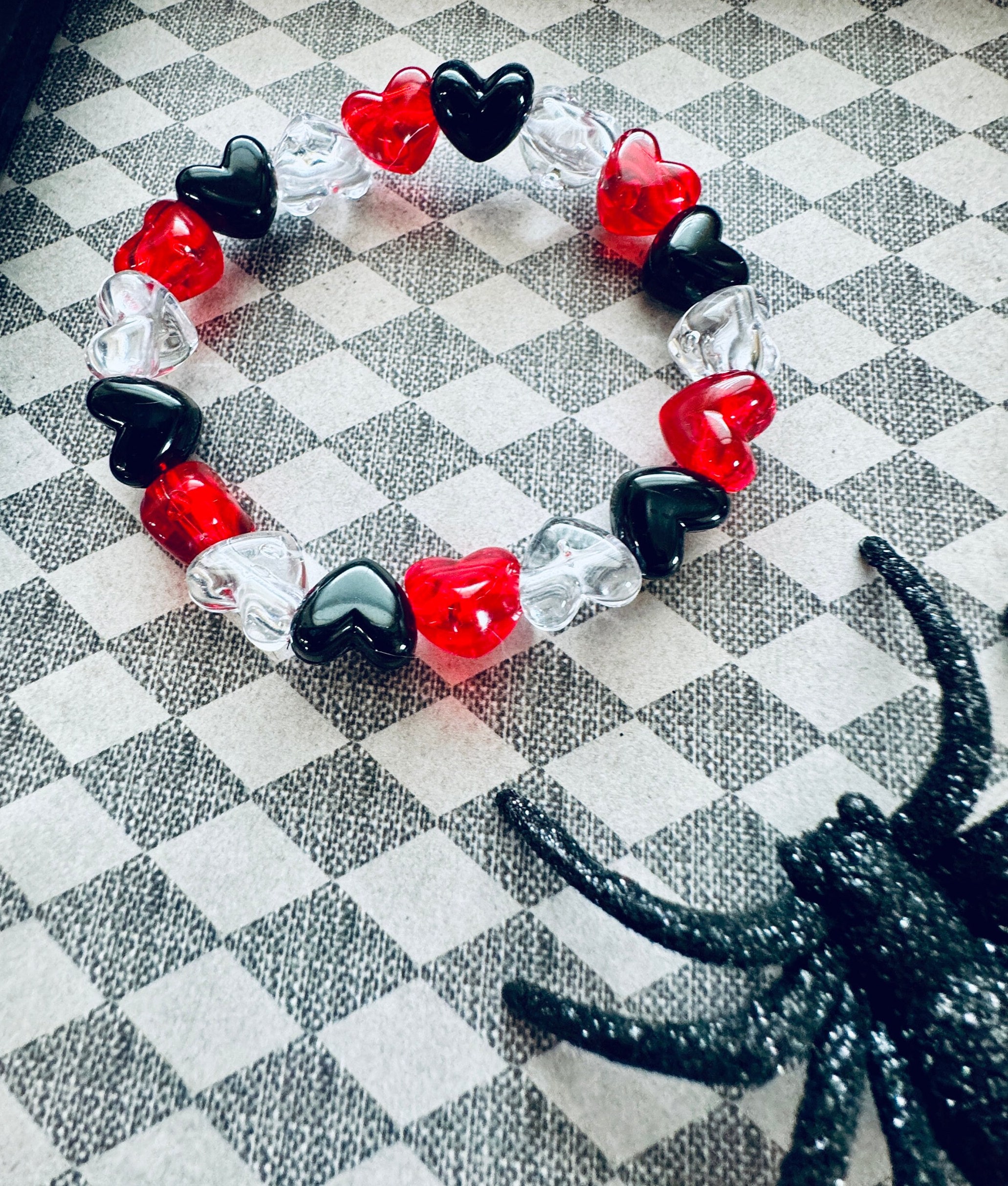 ELDER Emo Queen of Hearts Retro Stretch Bracelet Goth Kandi Inspired ...