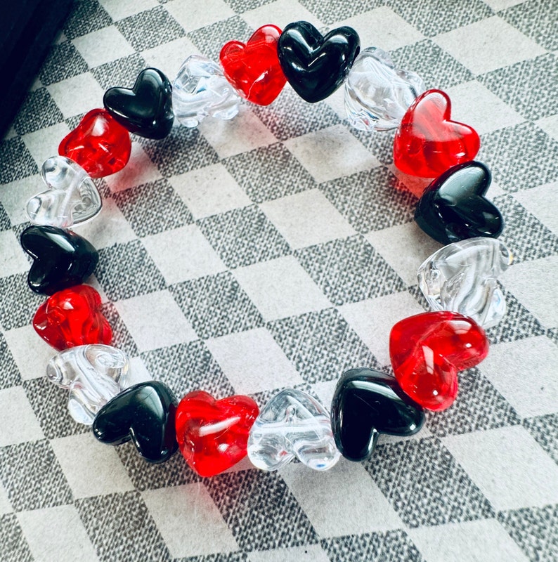 ELDER Emo Queen of Hearts Retro Stretch Bracelet Goth Kandi Inspired ...