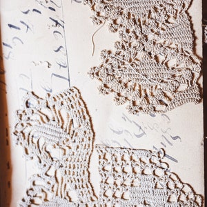 Handcrafted Crochet Lace Pattern Book: Miniature Sampler for Textile ...