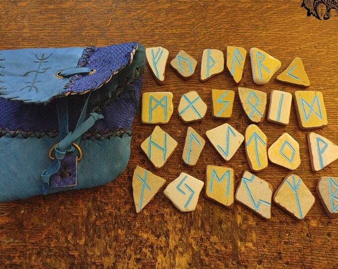 Elder Futhark Greek Pottery Rune Divination Set - Etsy