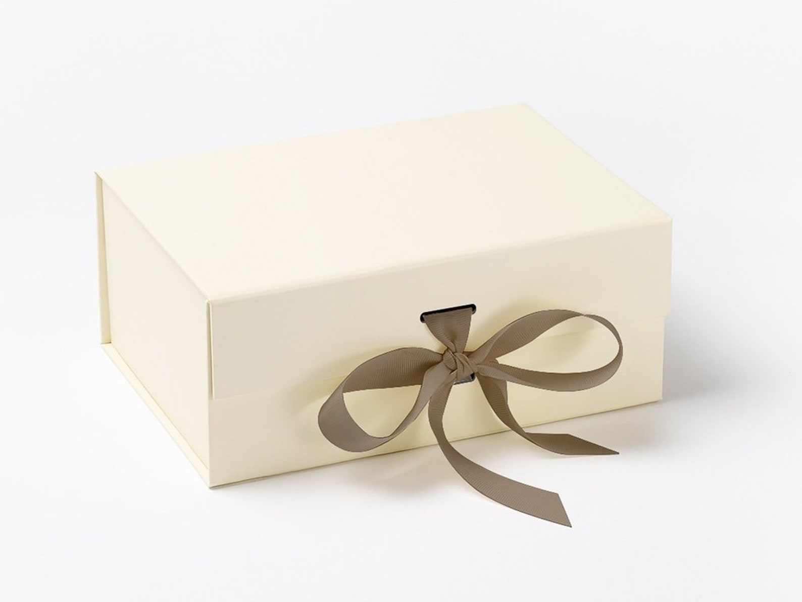Luxury Ivory A4 Gift Box - Large Magnetic Gift Box - Perfect for ...