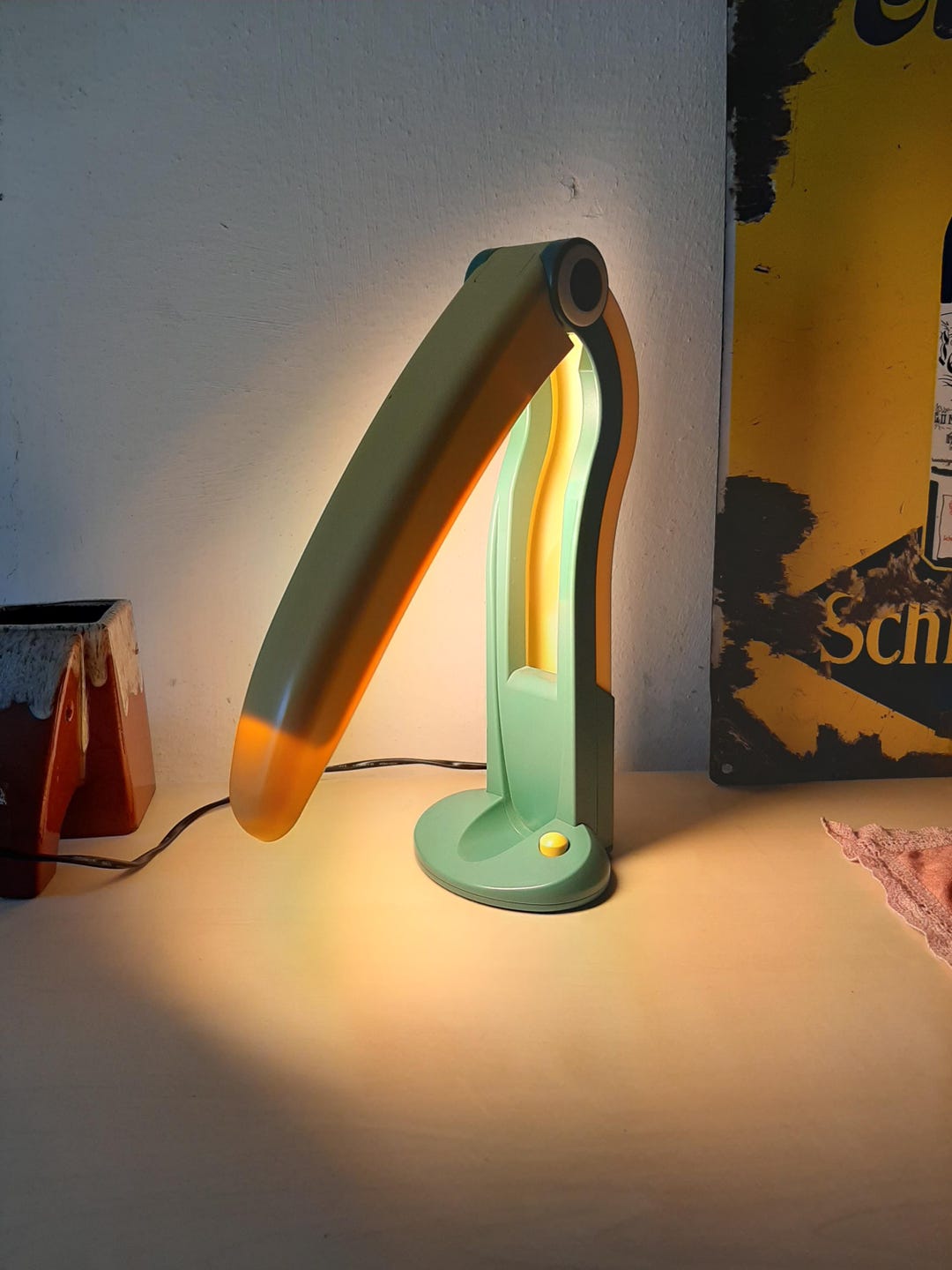 1980's Vintage RARE Toucan / Pelican Table Desk Lamp Green / Yellow - Etsy