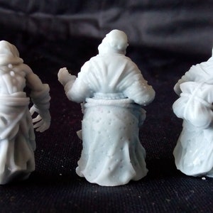 28mm Crones - Etsy