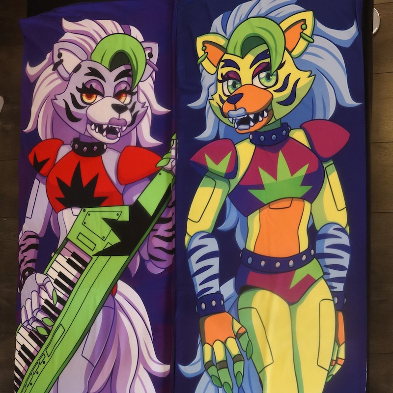 Roxy Body Pillow - Etsy