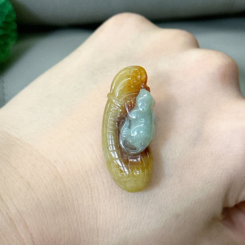 Jade Mouse - Etsy