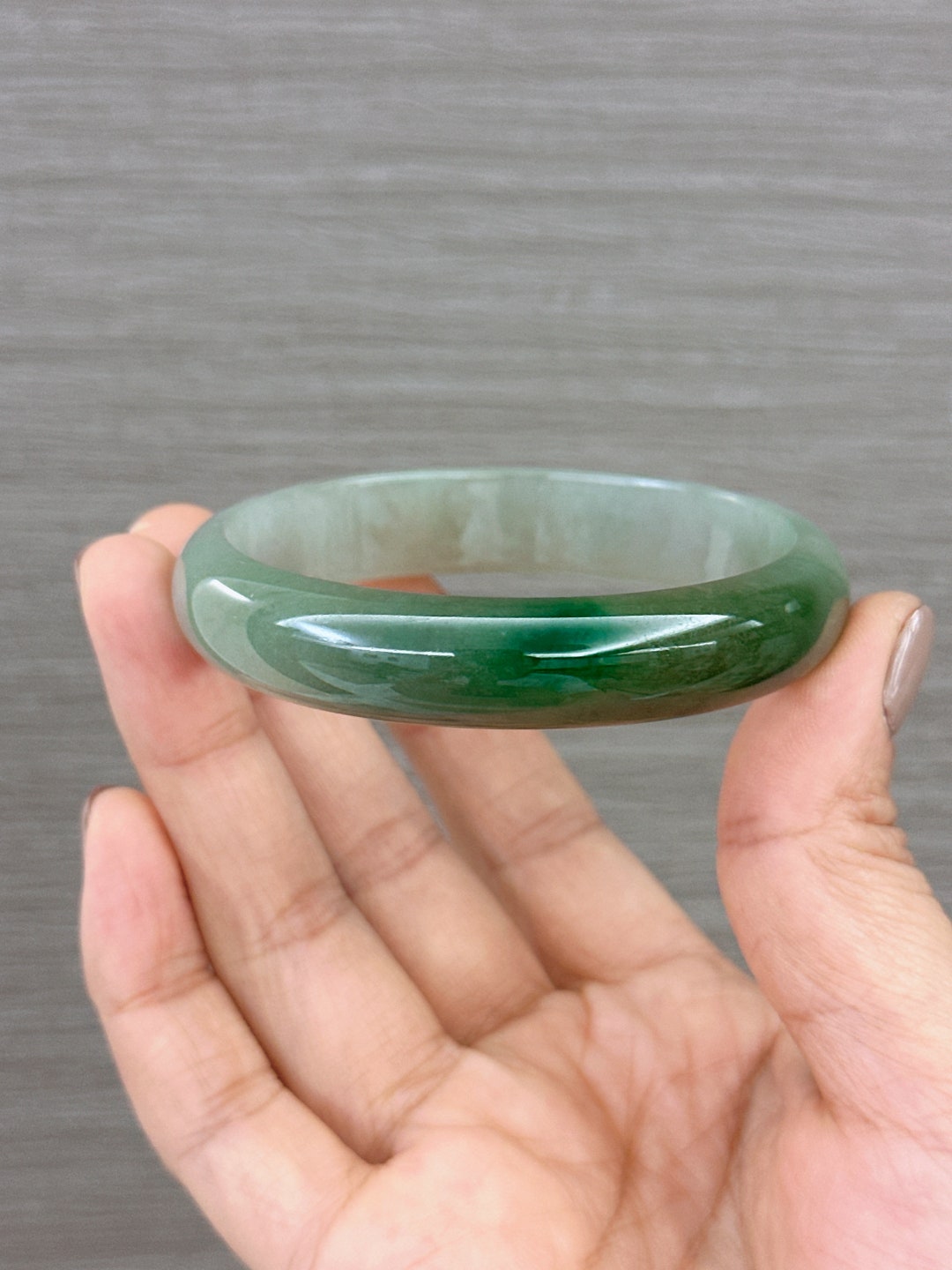 59.03mm Jade Bangle Smooth Faint Green / Faint Yellow / Bright Green ...
