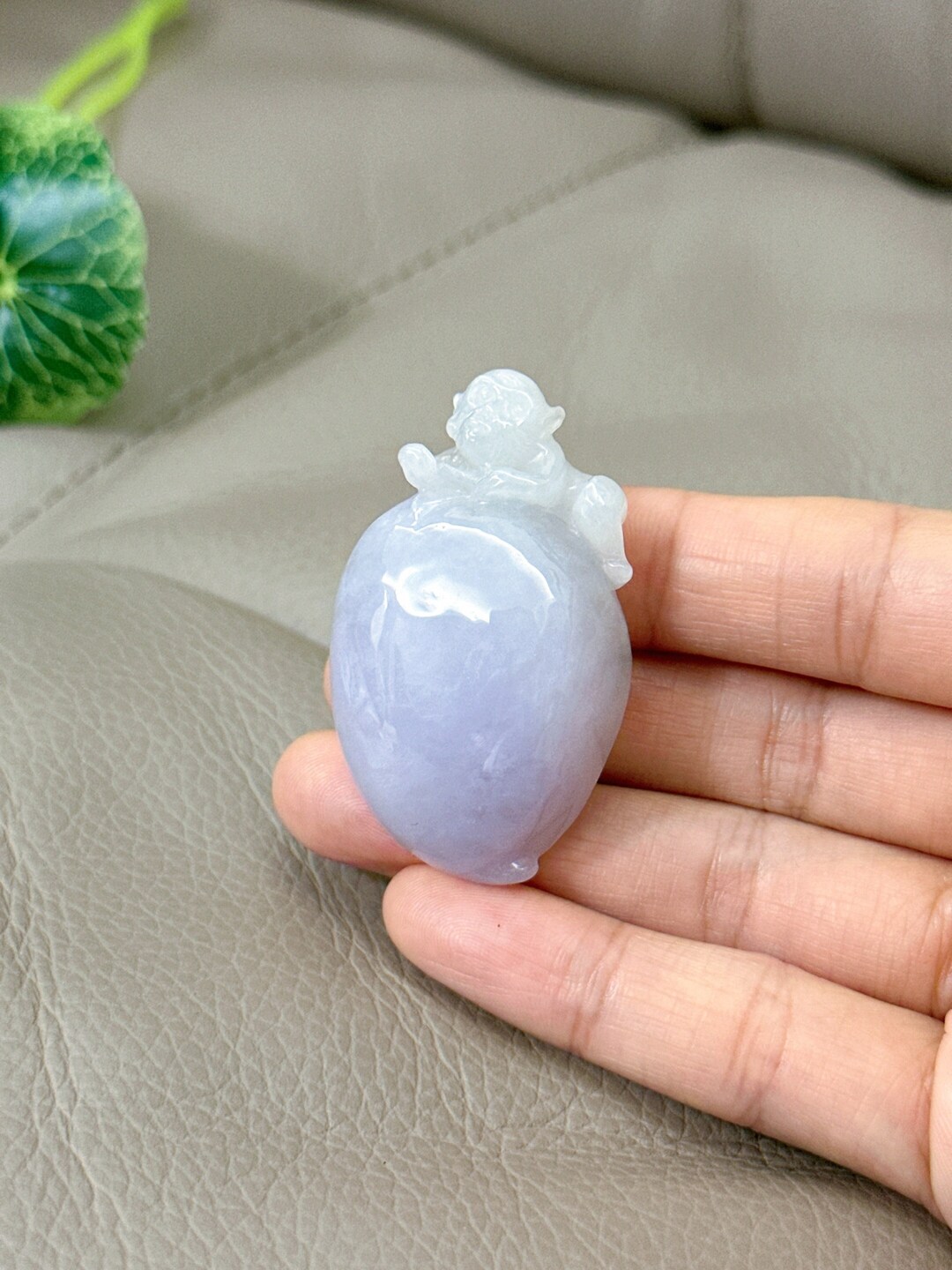 Jade Monkey Jade Pendant, 靈猴獻桃, Monkey With Peach, Grade A Jade ...