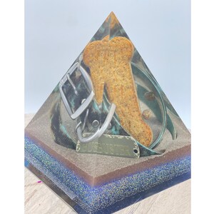 Memorial Pyramid. Dog Memorial. Custom Pyramid. Custom Resin Pyramid ...