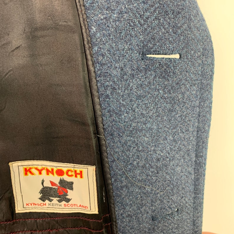 80s 90s Vintage Men's KYNOCH Scottish Blue Wool Coat Size M Retro Tweed ...