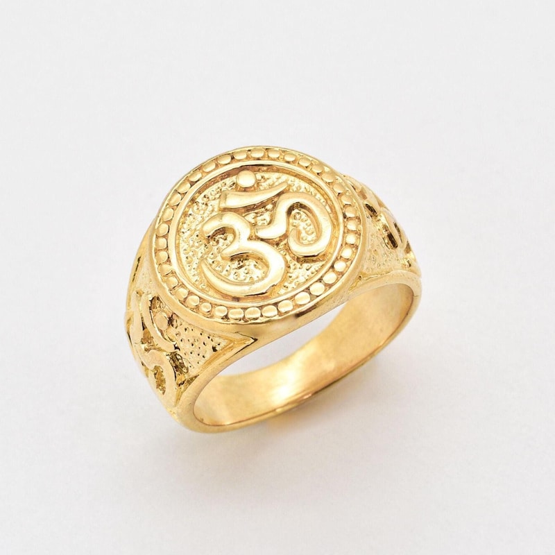 Om Ring - Etsy