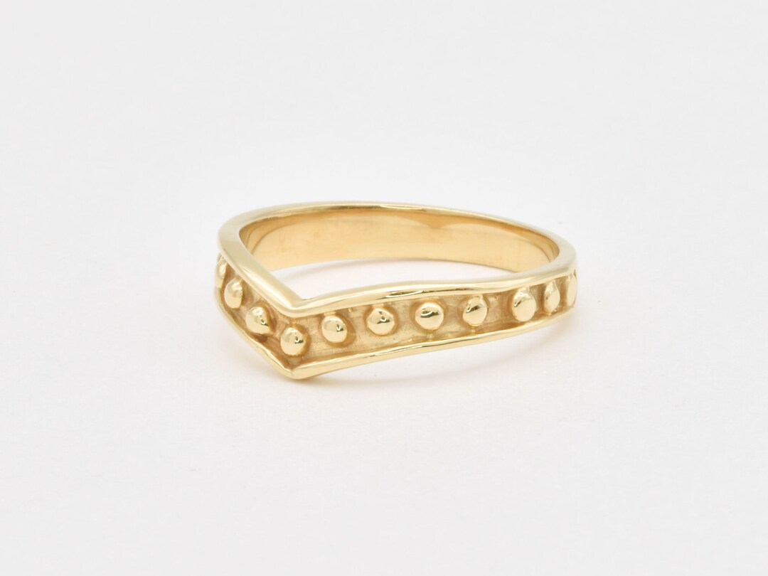 Gold Chevron Ring, Gold Dotted Band, Beaded V Ring, Gold V Shape Ring ...