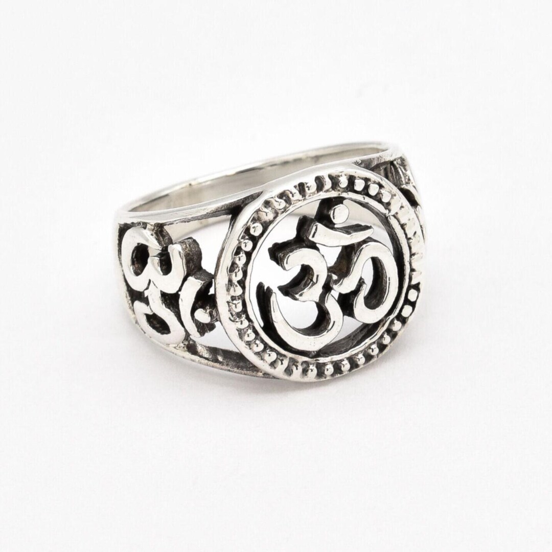 Om Ring, Silver Om Ring, Signet Om Ring, Bohemian Ring, Meditation Ring ...