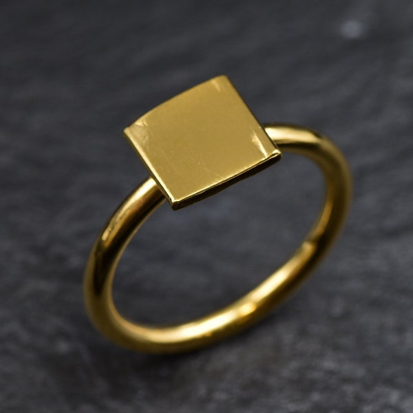 Minimalist Gold Ring - Etsy