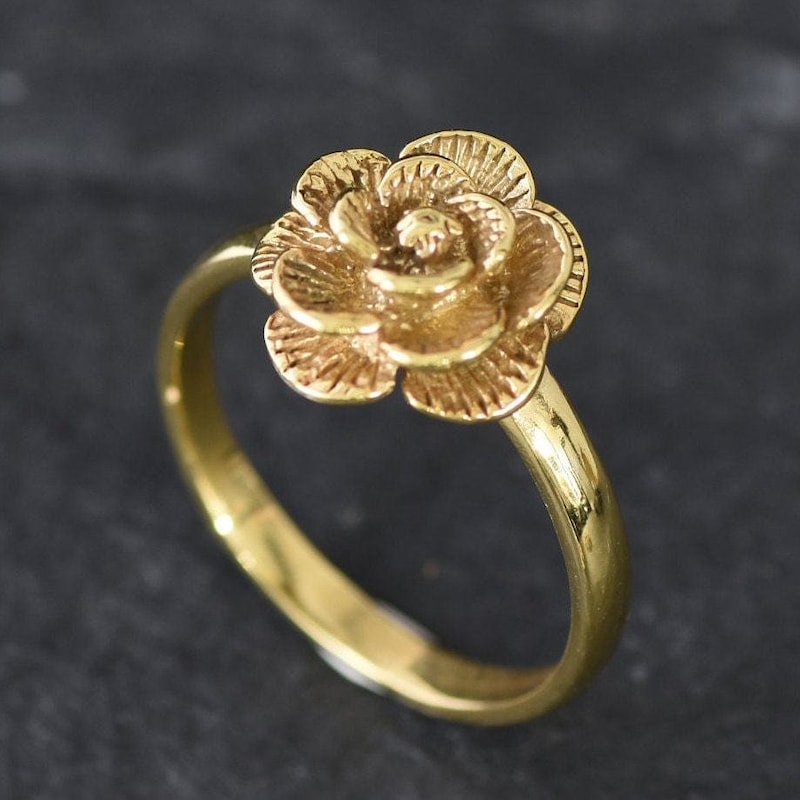 Gold Flower Ring - Etsy